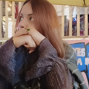 Watch Anoosha Khan Live Stream on BIGO LIVE